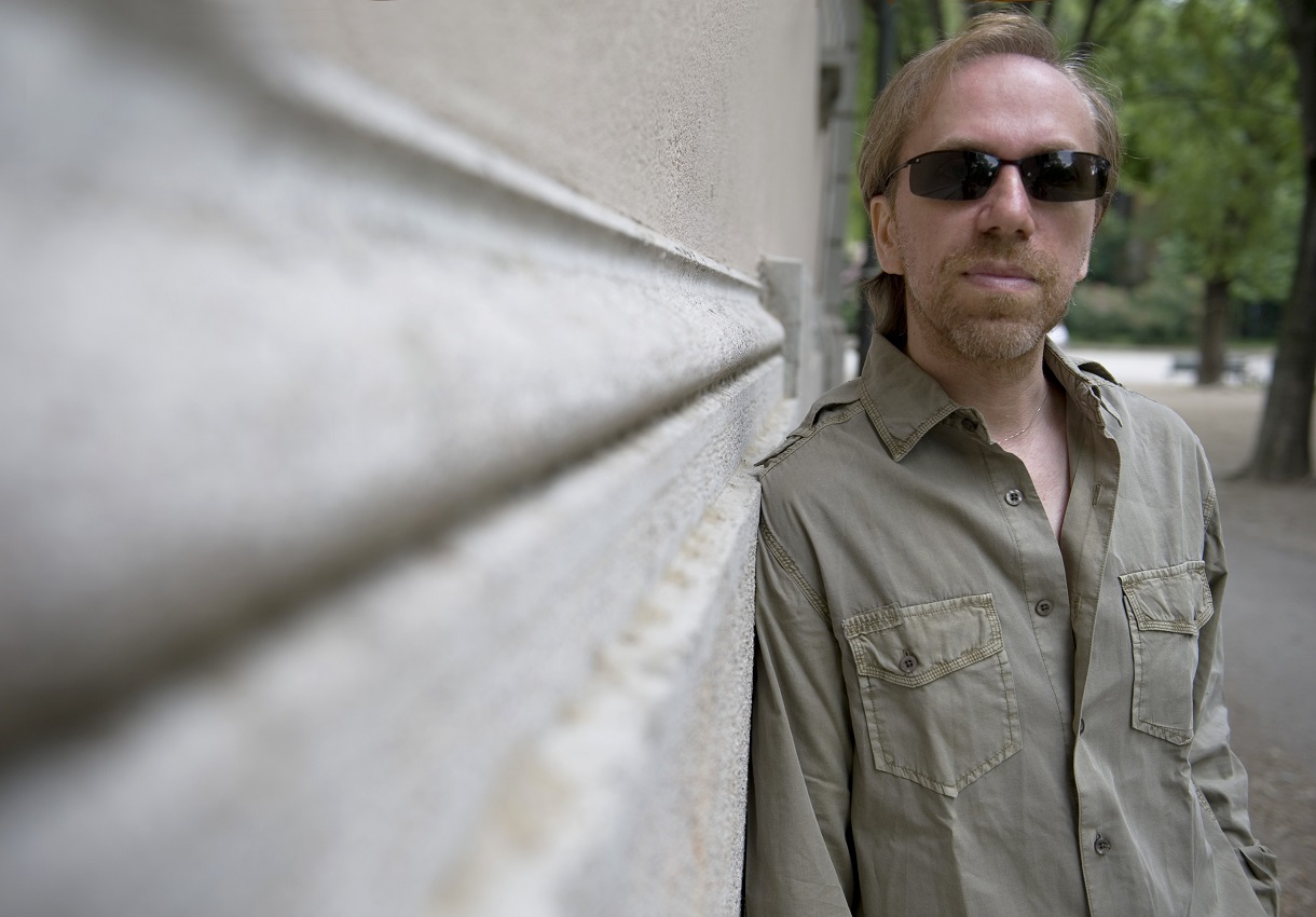 AleX Writer, fuori il nuovo progetto "Tinder is the night"